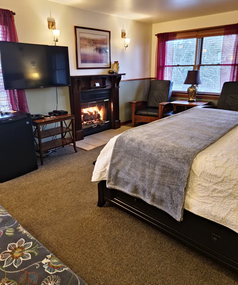 Rooms - The Heron Inn & Day Spa - La Conner Bed & Breakfast